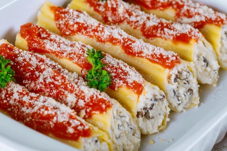 Manicotti - Italian Gourmet Kitchen